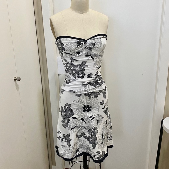 le chateau | Dresses | Le Chateau Strapless Floral Dress Black White ...